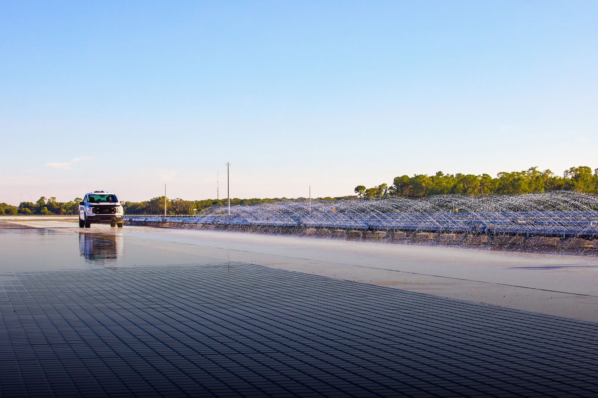 Suntrax Accelerating The Future Of Transportation
