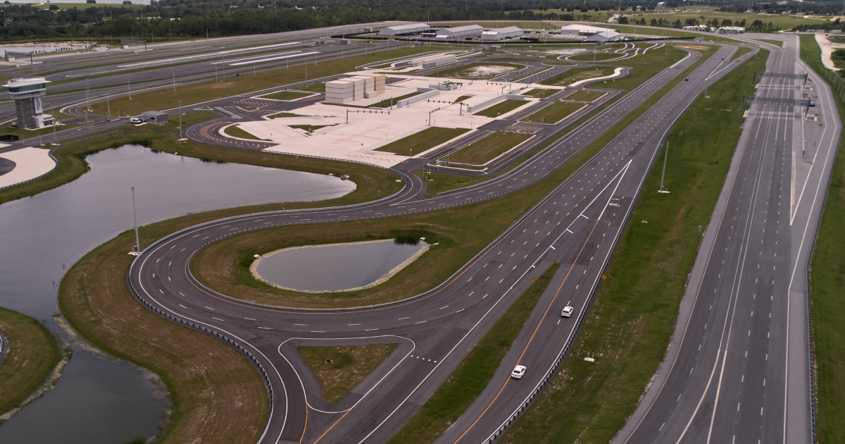 SunTrax - Loop Track